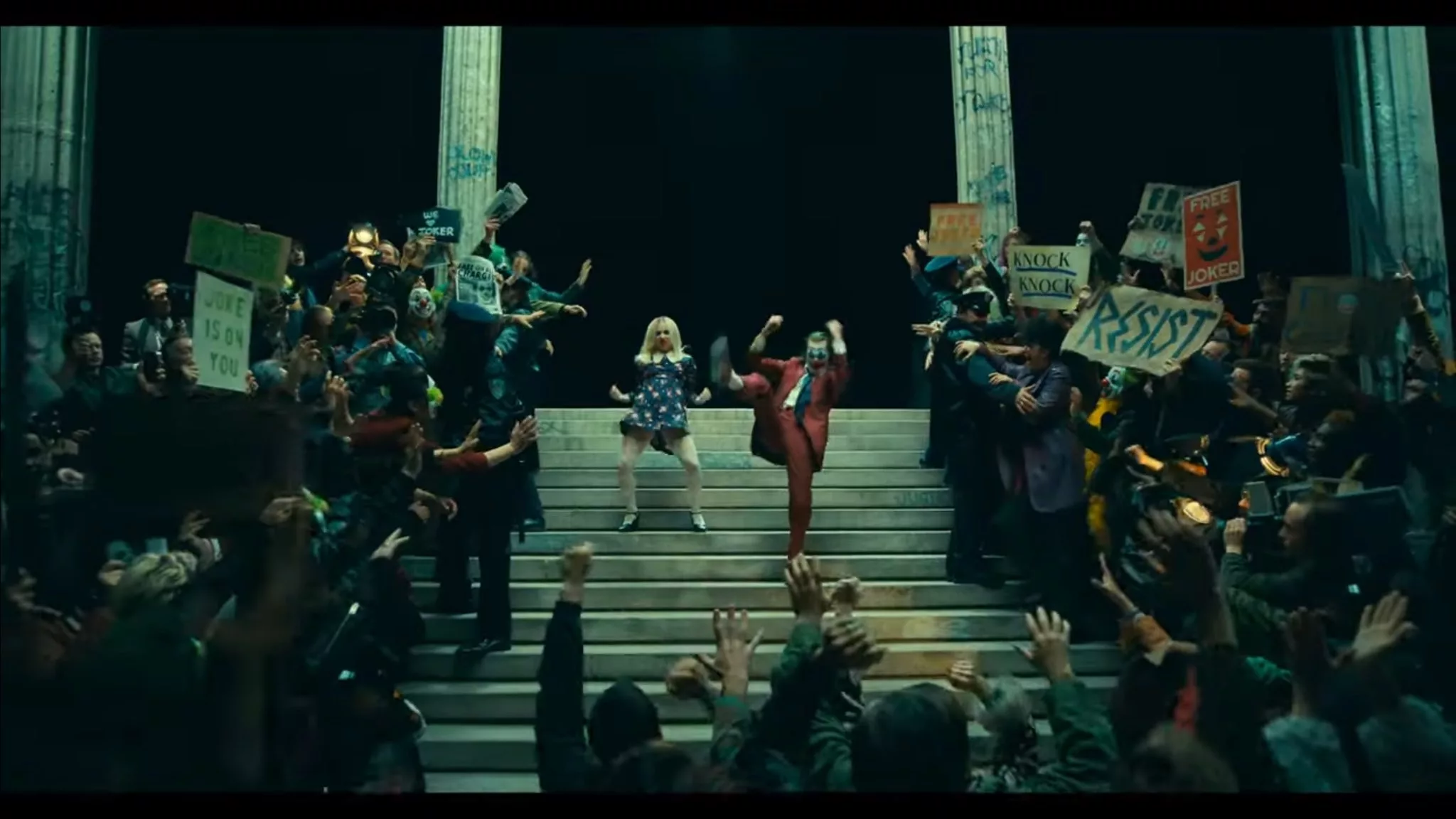Lady Gaga e Joaquin Phoenix enlouquecem juntos em novo trailer de Joker ...