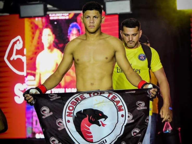 De vítima de bullying na infância a vitória no MMA: jovem roraimense ...